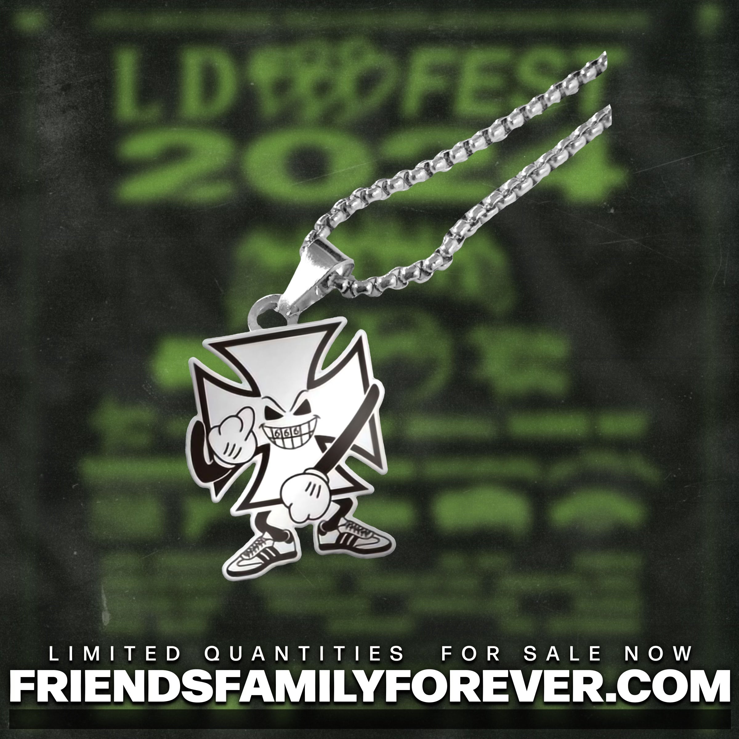Haywire - Iron Chris Chain – Friends Family Forever